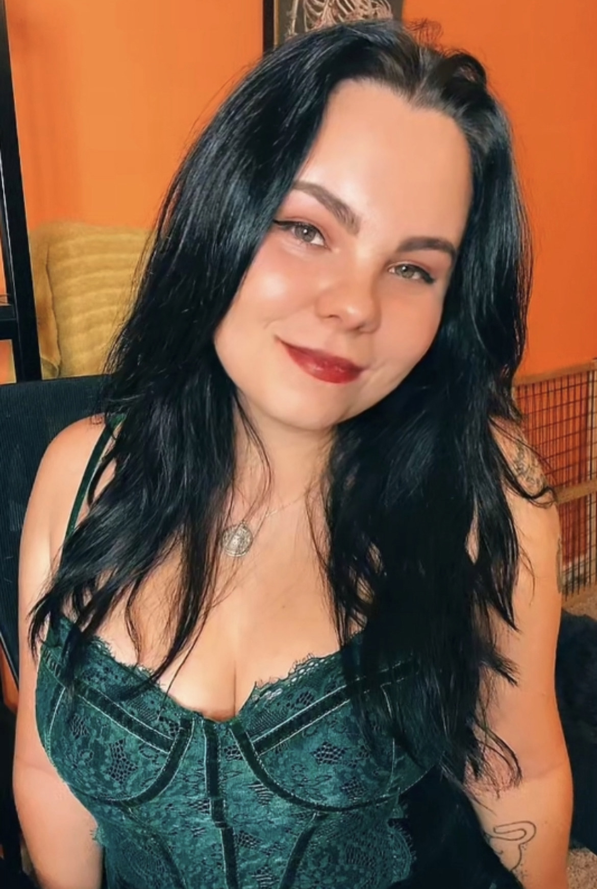 Sav R. Miller – Two Daisy Media